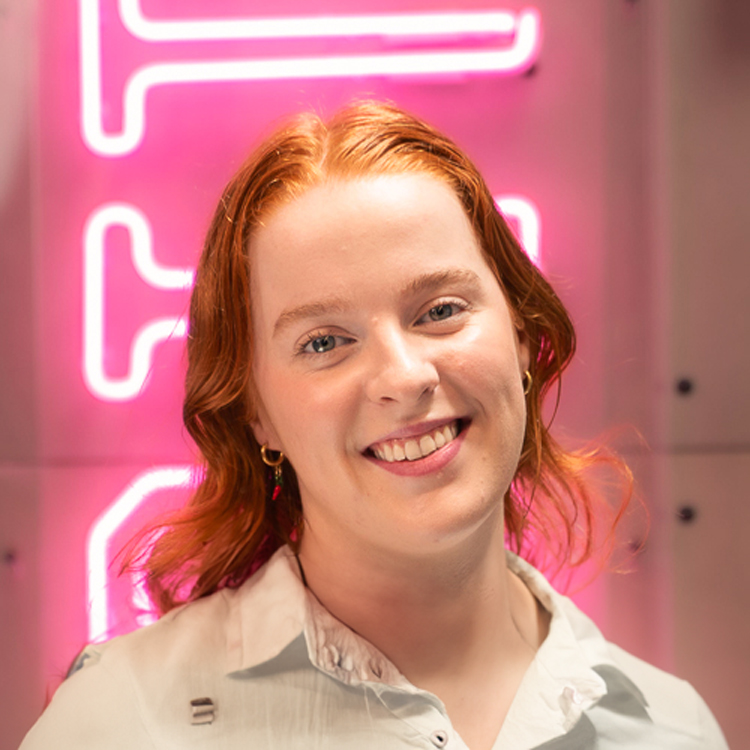 Amy McMillan, Student Admissions Advisor (Melbourne) - JMC Academy